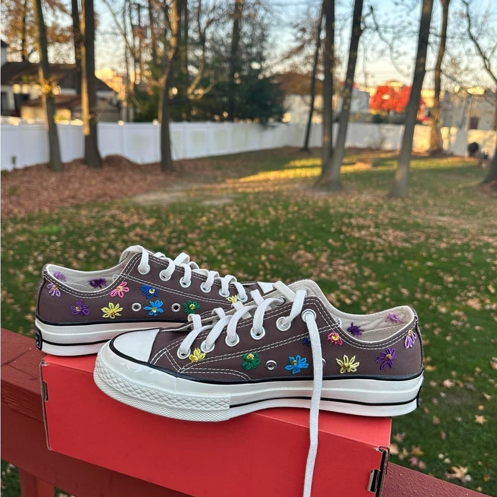Brand New Converse Chuck 70. Hand Embroidered. Size 7… - Gem